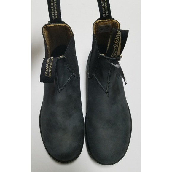 Blundstone | Shoes | New Blundstone 587 Rustic Black Chelsea Boots ...